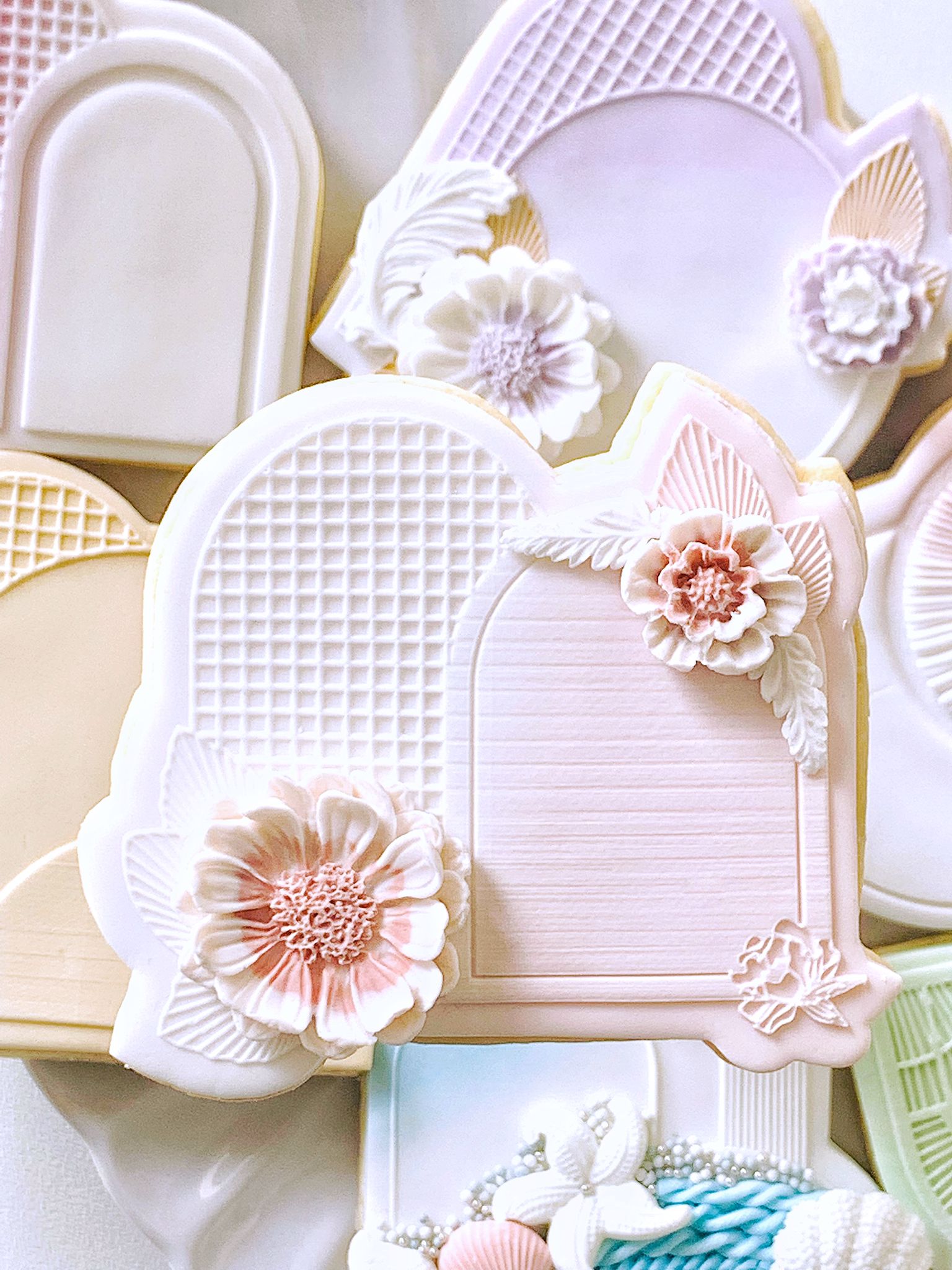 Fan Florals Double Arch Cookie Stamp & Cutter – Kuki Creative Pty Ltd